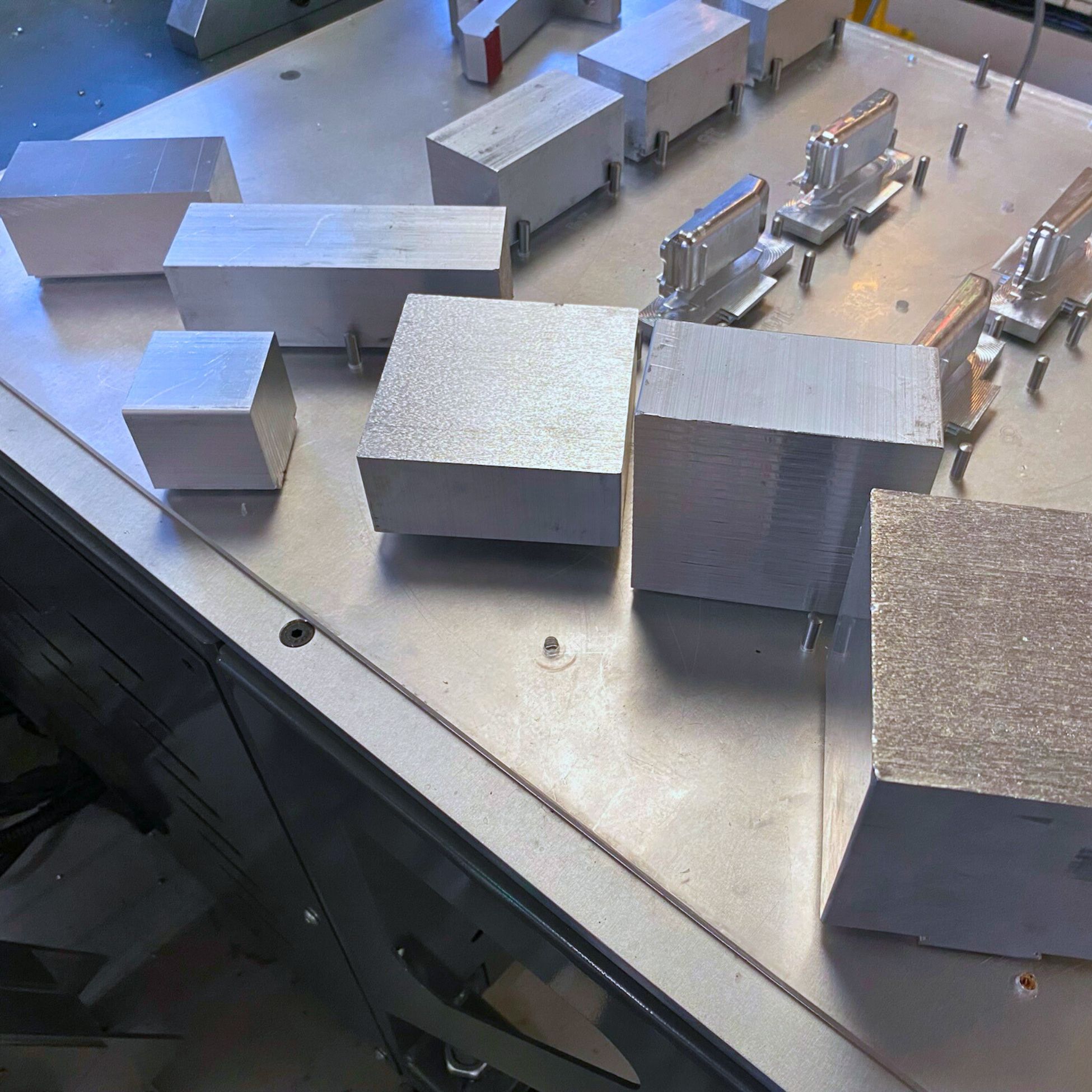 Low Volume CNC Machining for Metal & Plastic Parts | Prototype Projects